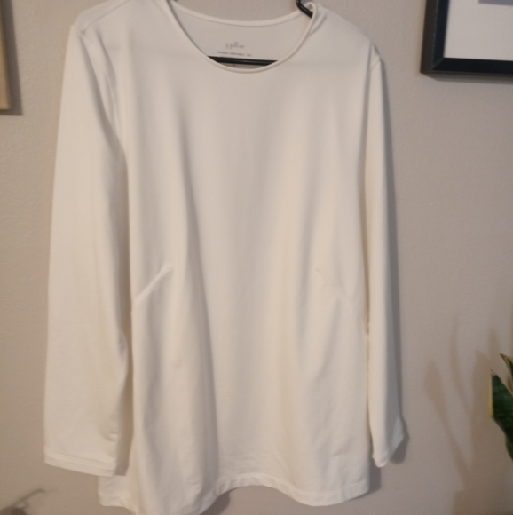 J. Jill | Tops | J Jill Rhodes Crew Neck White Athletic Top | Poshmark